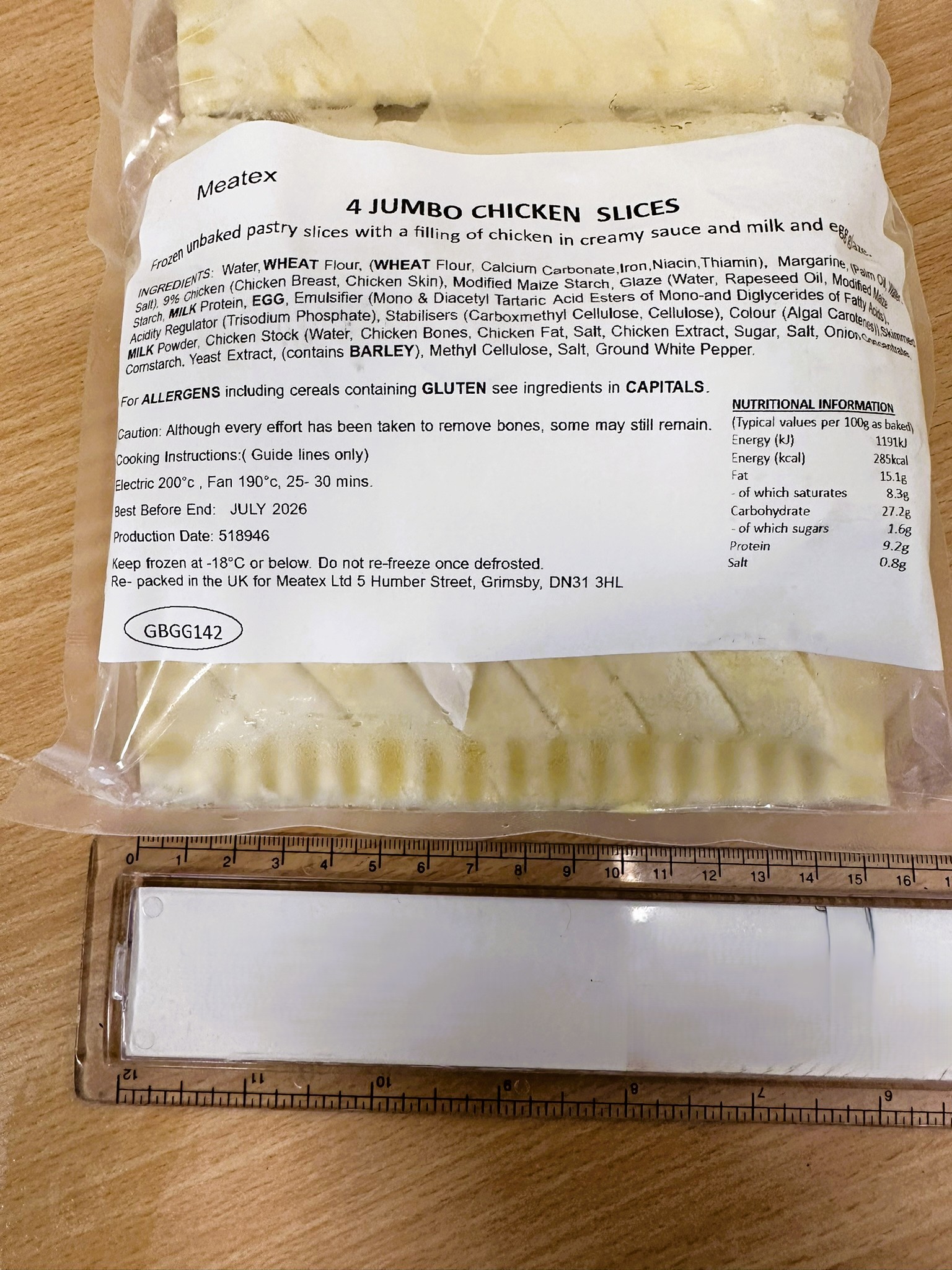 Jumbo Chicken Bakes Wholesale Chicken Pastries - Meatex UK
