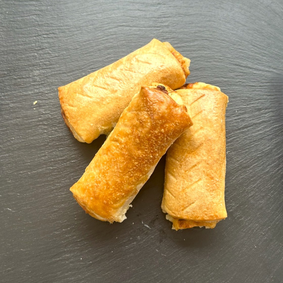 Cheese & Onion Rolls Bulk Buy for Wholesalers | Meatex UK